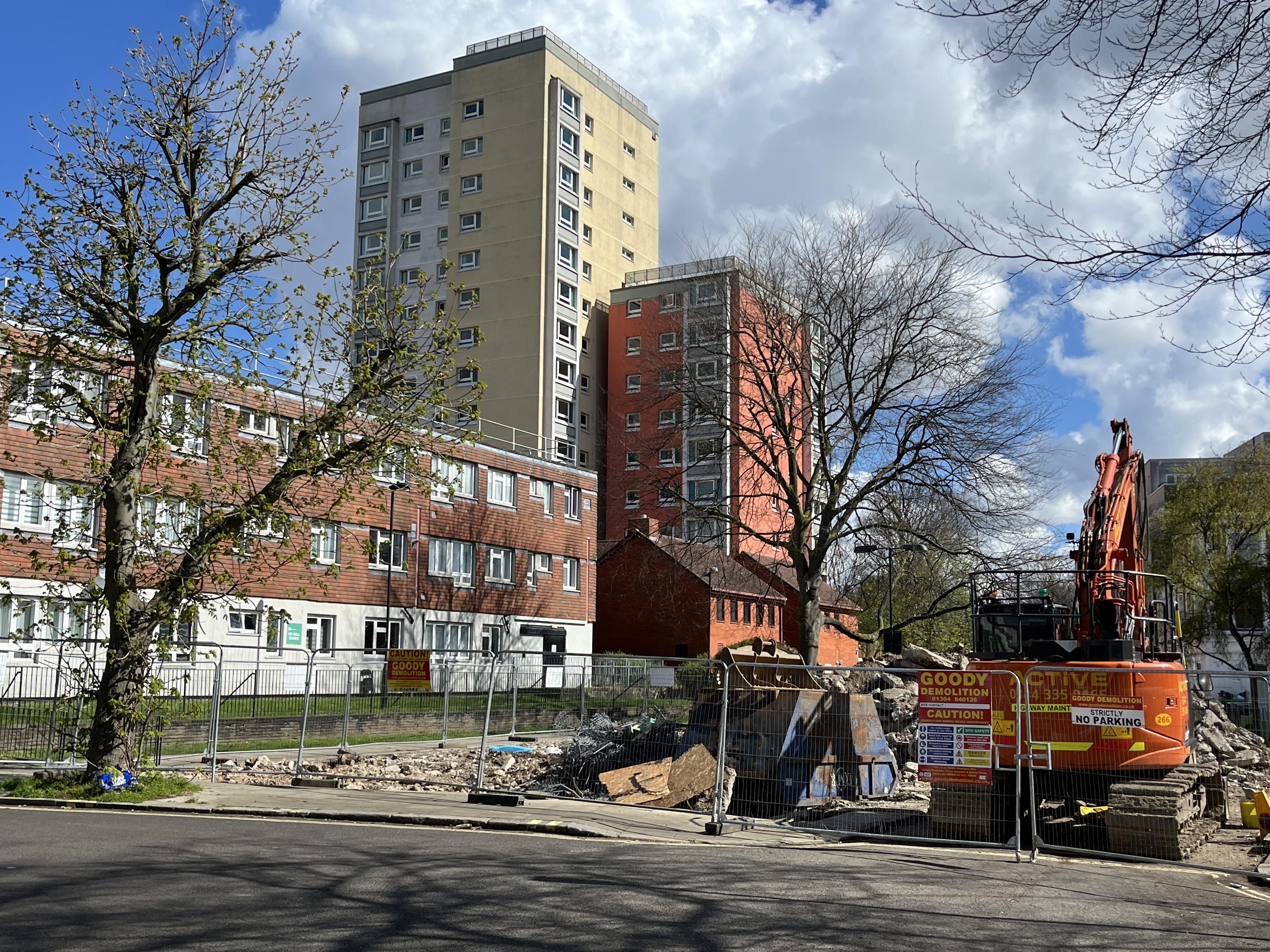Meanwhile use – West Kentish Town